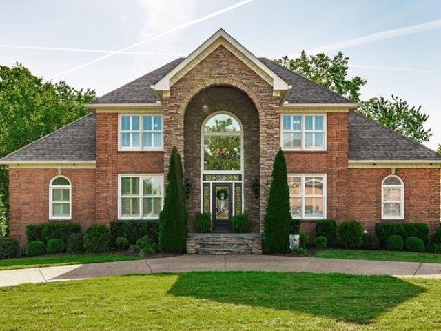 137 Mimosa Dr, Gallatin, TN 37066