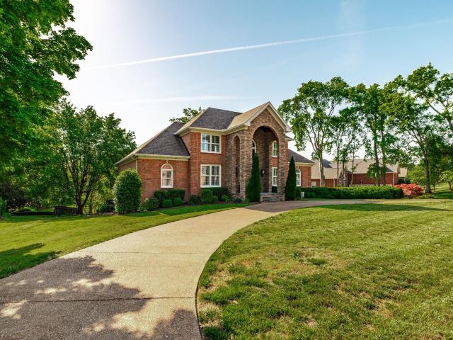 137 Mimosa Dr