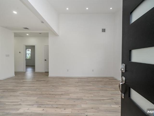 137 Myrtle Avenue