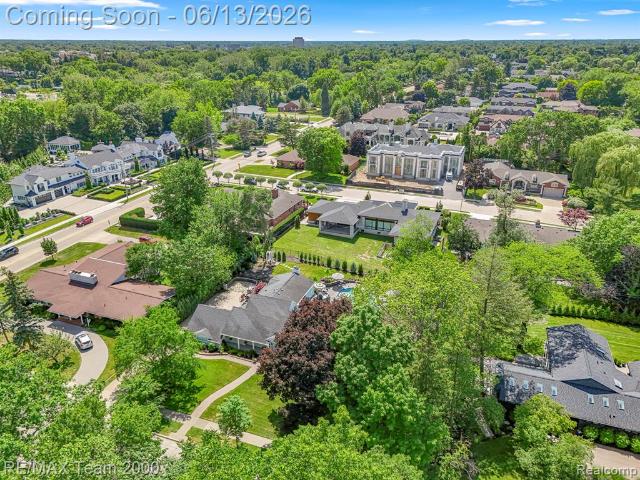 137 N Brady Road
