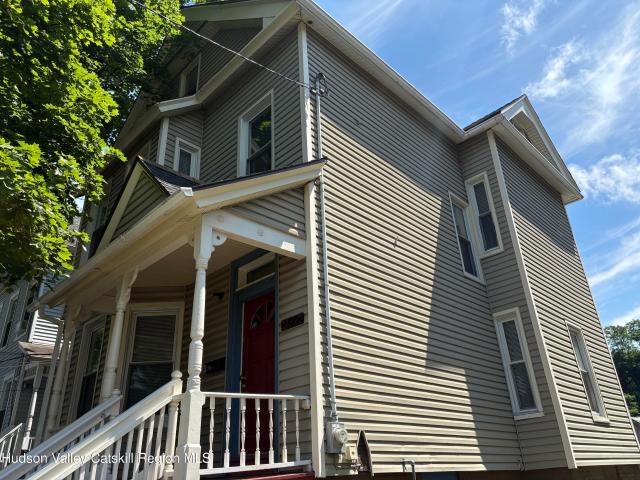 137 N Clinton Street