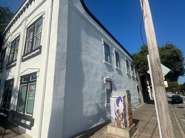137 N Hill Street