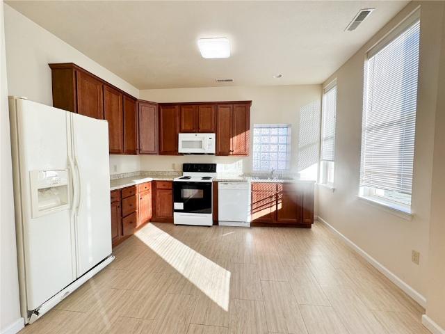 137 N Main St D