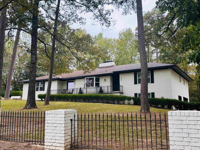 137 N Pine Street