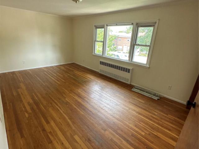 137 Nassau Boulevard