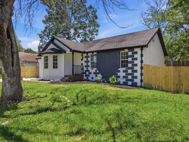 137 Nelson Dr
