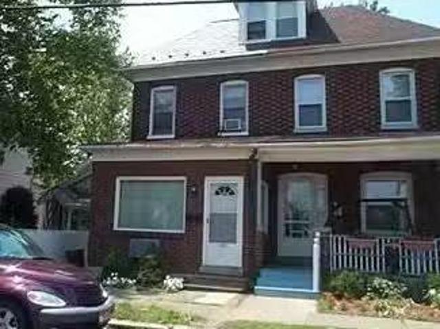 137 S 17th St, Wilson Boro, PA 18042 MLS 776182