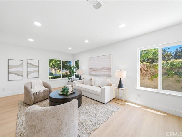137 S Thistle Road