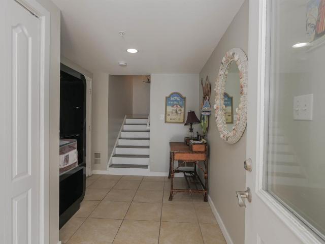 137 S Berkley Square