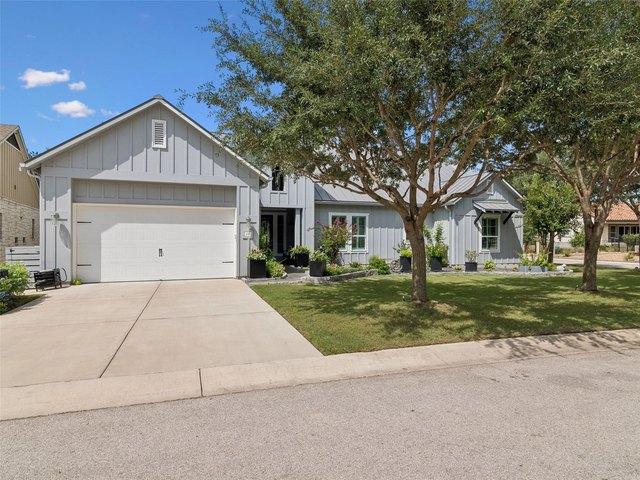 137 Sowing Oak Dr, San Marcos, TX 78666