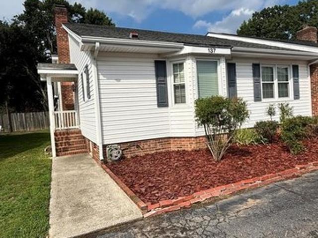 137 Somerset Ct, Roanoke Rapids, NC 27870