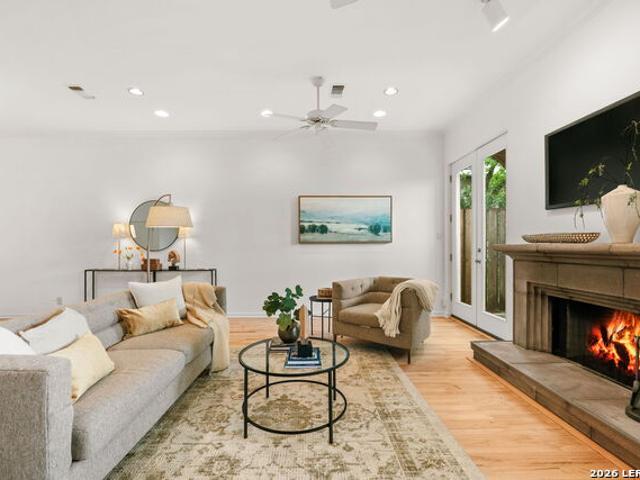 137 Saint Dennis Ave