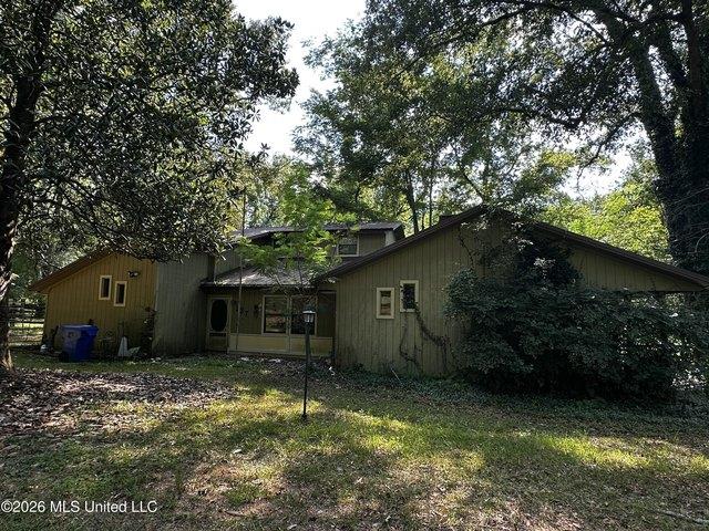 137 Shorter Rd, Braxton, MS 39044