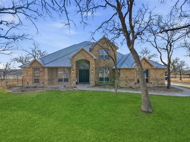 137 Silver Saddle Cir, Weatherford, TX 76087 | MLS #21170 | Compass