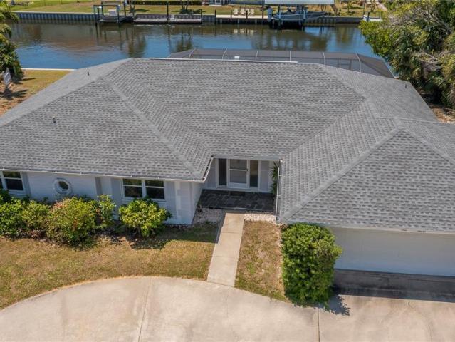 137 Sinclair St SE, Port Charlotte, FL 33952 | MLS #C7525