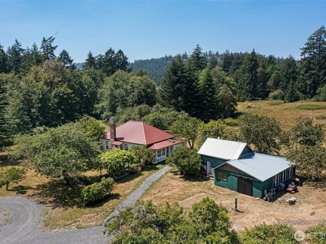137 Skottowe Ln, Friday Harbor, WA 98250