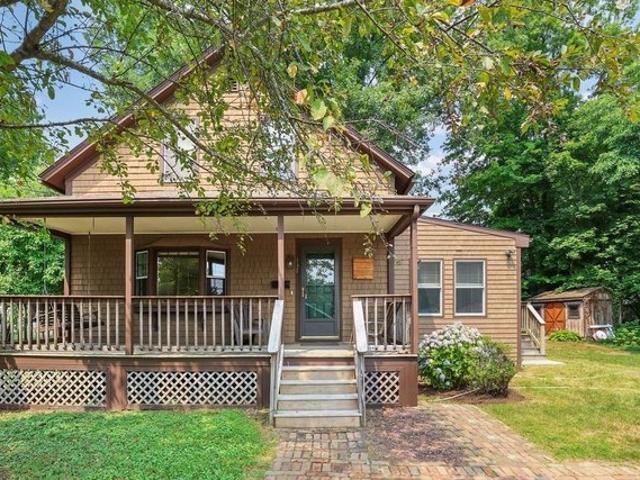 137 Sumner St, North Attleboro, MA 02760