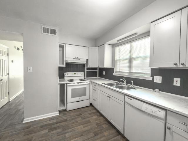 137 Susan Dr, Unit B, Summerville, SC 29485 | MLS #26018