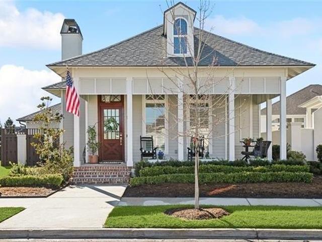 137 POPLAR GROVE Lane, Covington, LA 70433