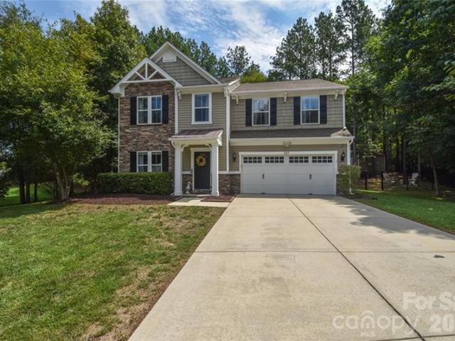 137 Poplin Pl, Clover, SC 29710