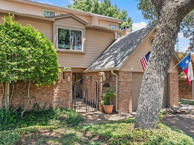 137 Pleasant Grove Ln, Waco, TX 76712