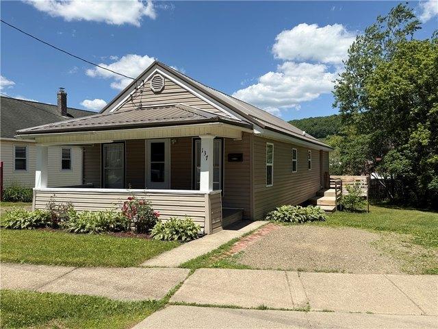 137 Rockland Ave, Bradford, PA 16701