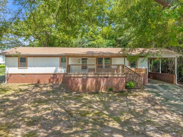 137 Rosemond St, Pickens, SC 29671