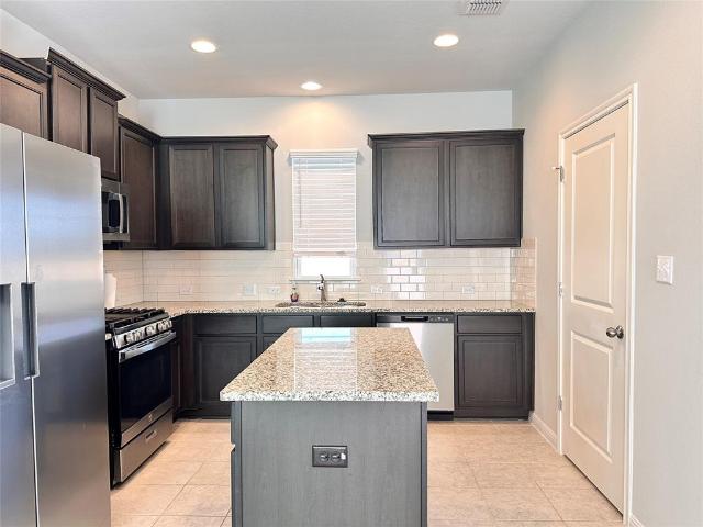 137 Rustic Glen Dr