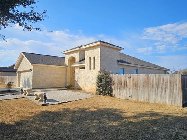 137 W Medium Meadow