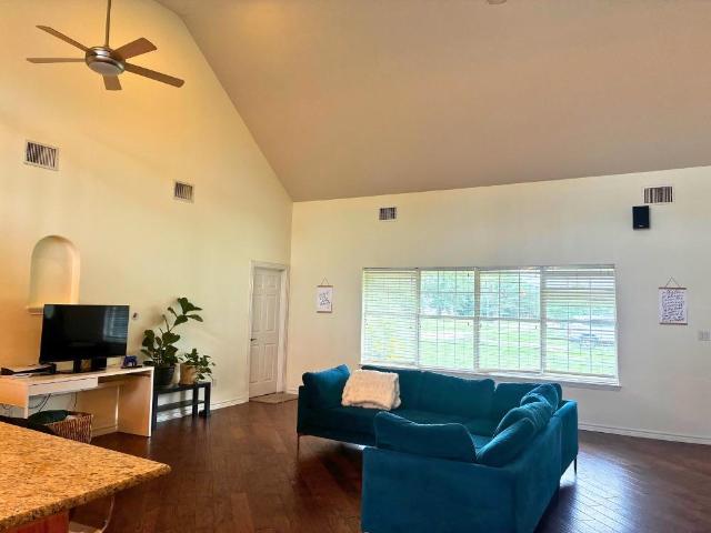 137 Wamel Way