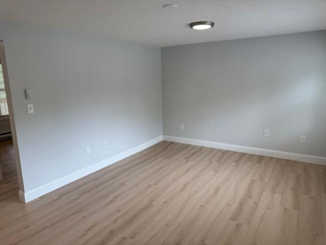 137 Temple Ave Studio Apartment for Rent at 137 Temple Ave, Old Orchard Beach, ME 04064