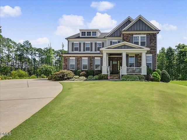 137 Tree Line Ct, Holly Springs, NC 27540