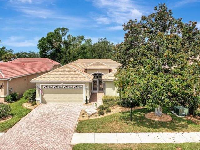 137 Valencia Lakes Dr, Venice, FL 34292