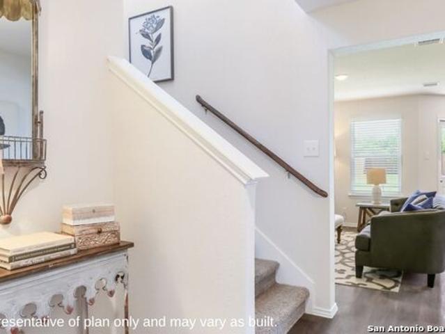13842 Pease Crossing