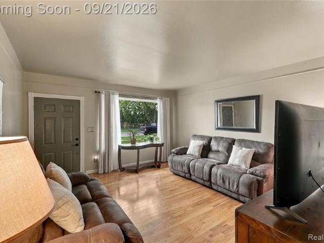 13844 Arnold Drive