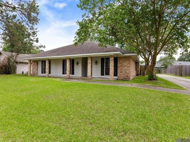 13848 Cypress Ridge Ave, Saint George, LA 70817