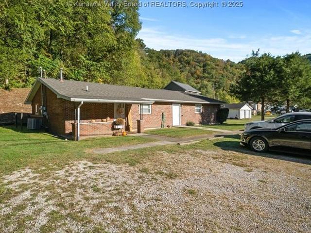 13849 Coal River Rd, Seth, WV 25181