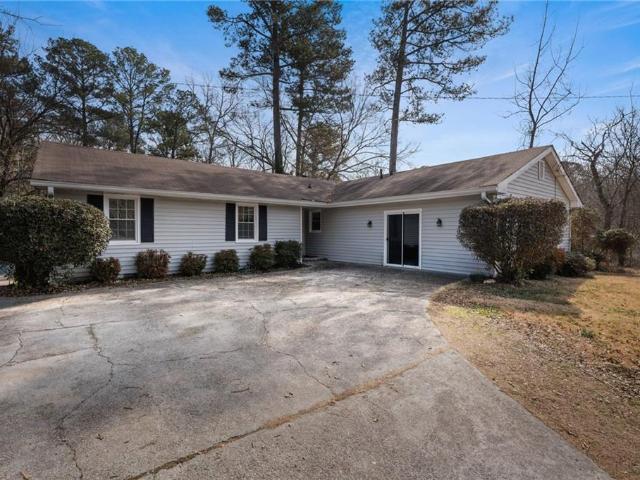 1384 Country Ln Way NE, Conyers, GA 30012 | MLS #7719 | Compass