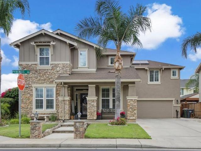 1384 Pyrenees St, Tracy, CA 95304
