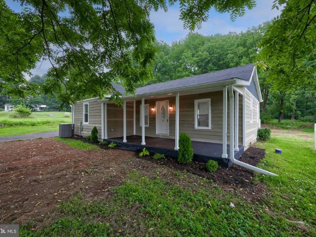 1384 Roundtop Road