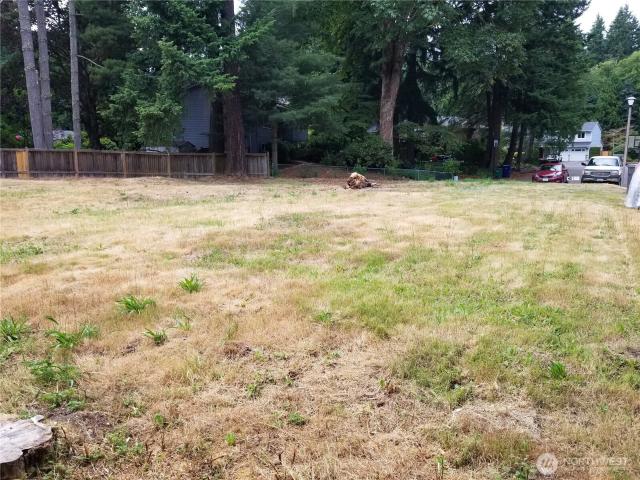 1384 st Place NE