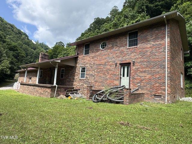 1384 Stable Dr, Grundy, VA 24614