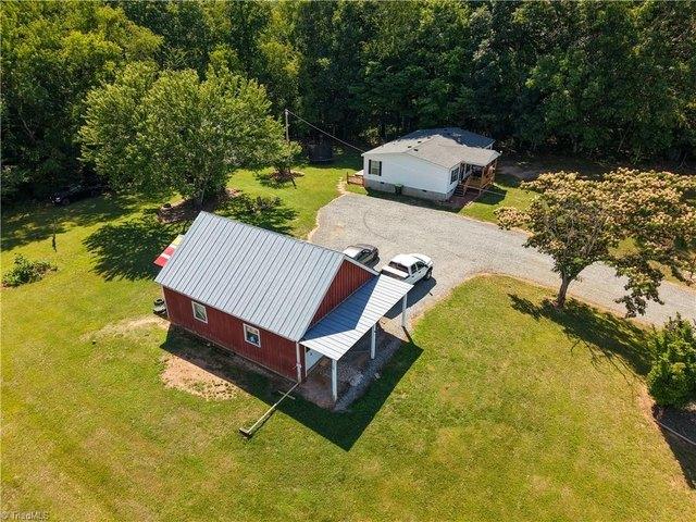 13854 Highway 52, Cana, VA 24317