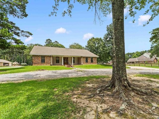13856 Beaver Bend Rd, Baton Rouge, LA 70818