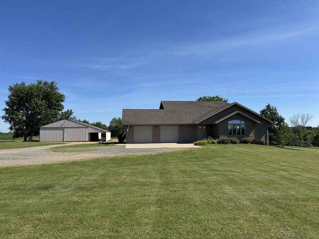 138580 Woodland Dr, Marathon, WI 54448