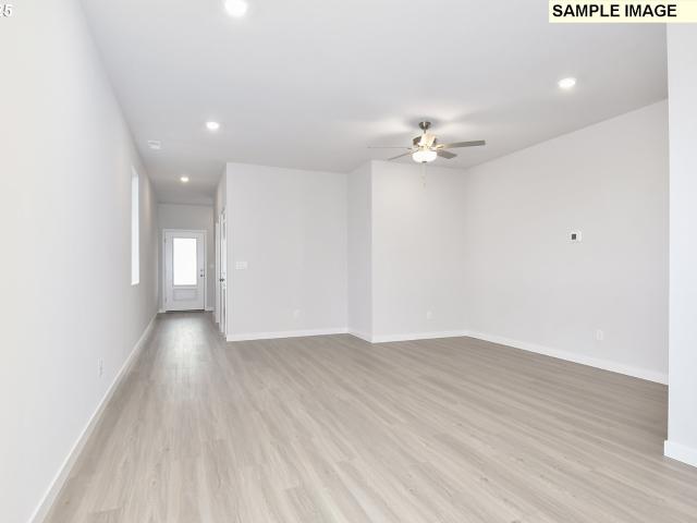 1385 owl ave