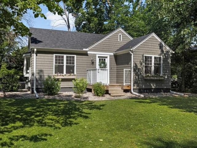 1385 Arbor St, Wayzata, MN 55391