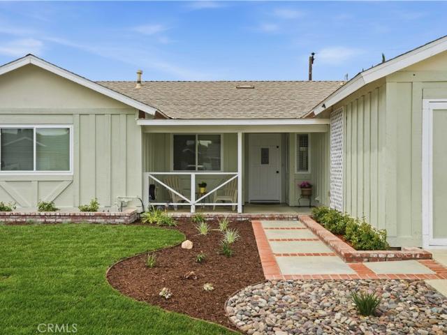 1385 Currant Ave, Simi Valley, CA 93065 | MLS #SR26086 | Compass