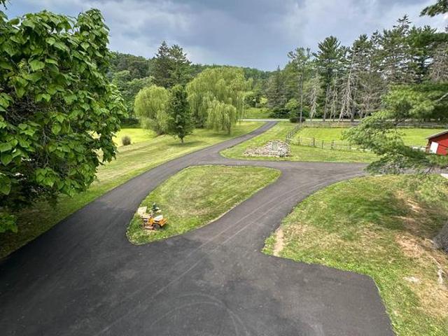 1385 County Line Road