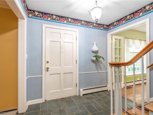 1385 Queen Annes Gate